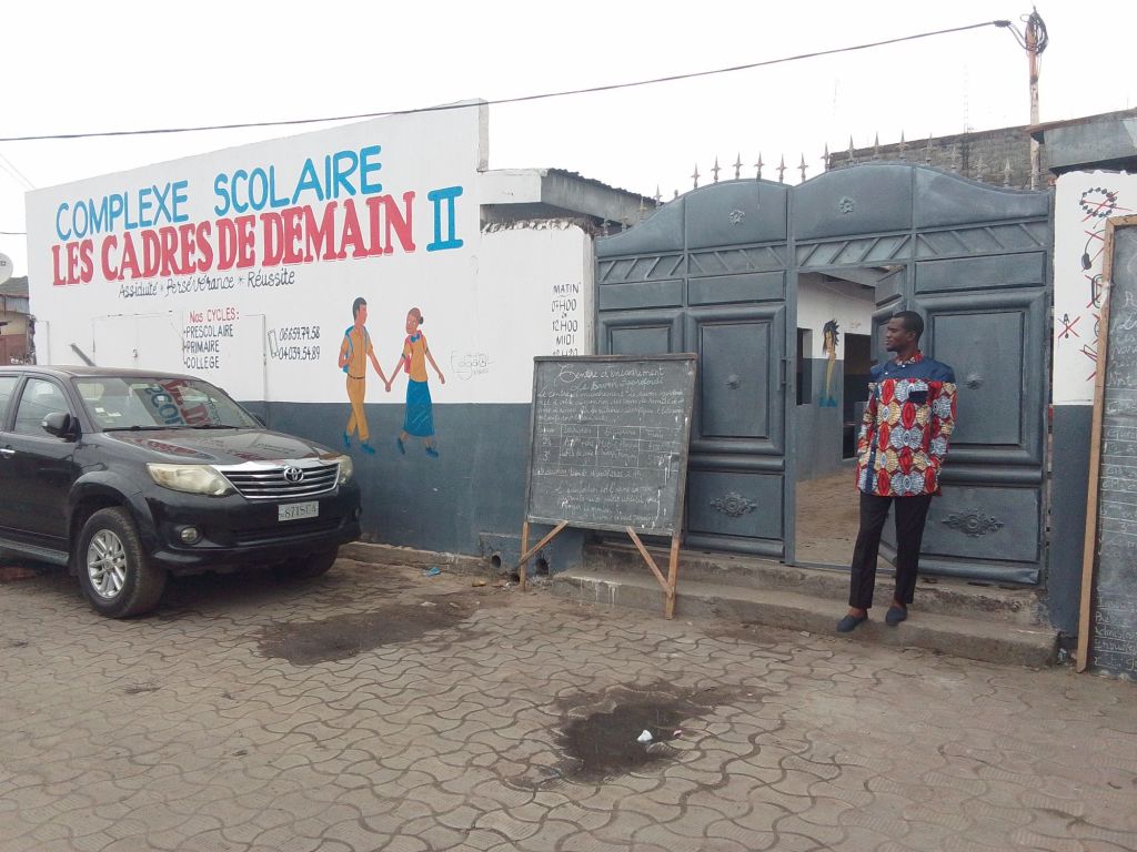 Ouenze : une rentrée entre joie et défis matériels – Brazza Education